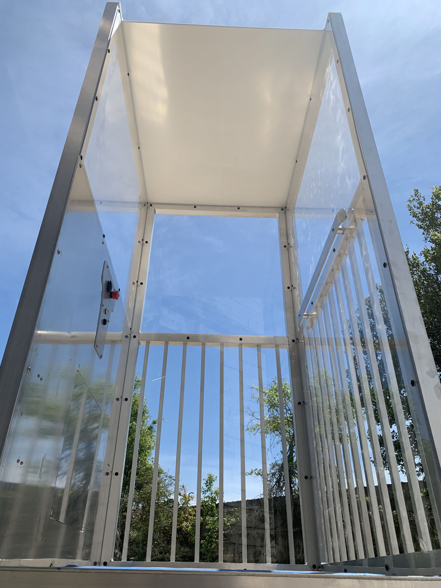 AmeriGlide - Outdoor Elevator