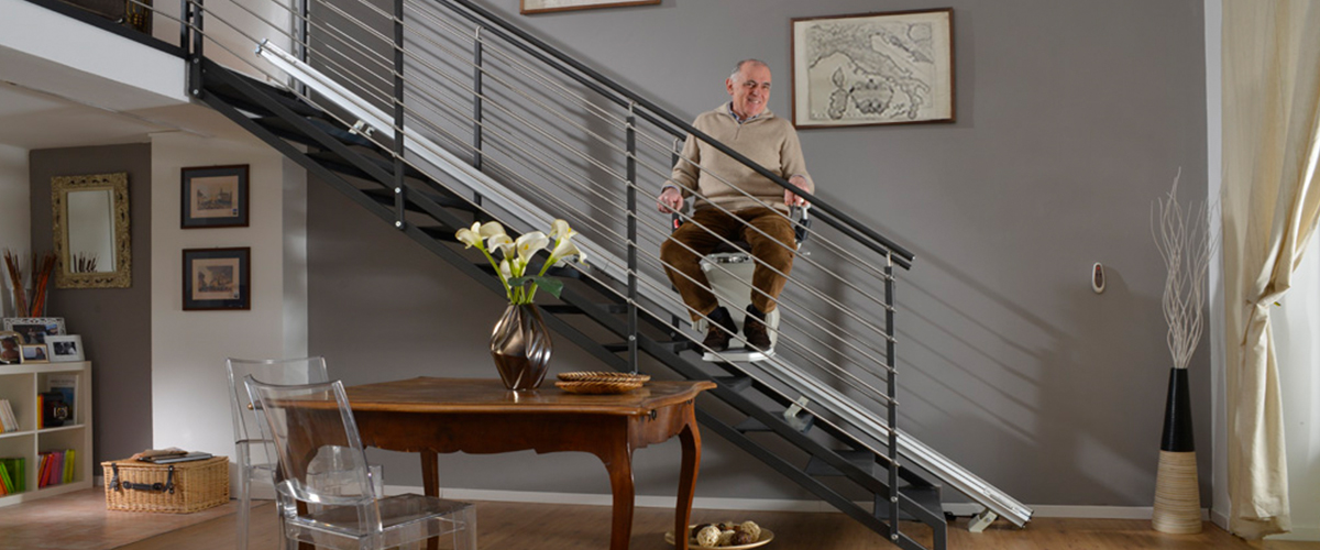 AmeriGlide | Stair Lifts, Lift Chairs, Wheelchair Lifts & VPLs